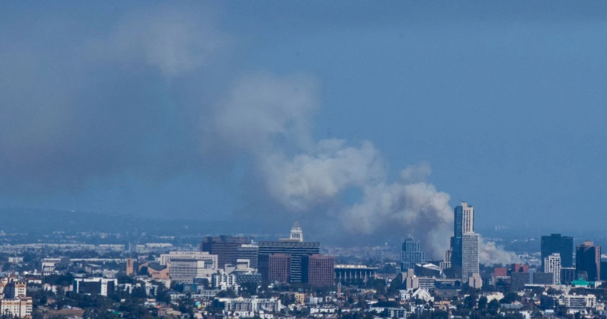 Los Angeles Warehouse Fire Could Burn for Days as Officials Investigate ...